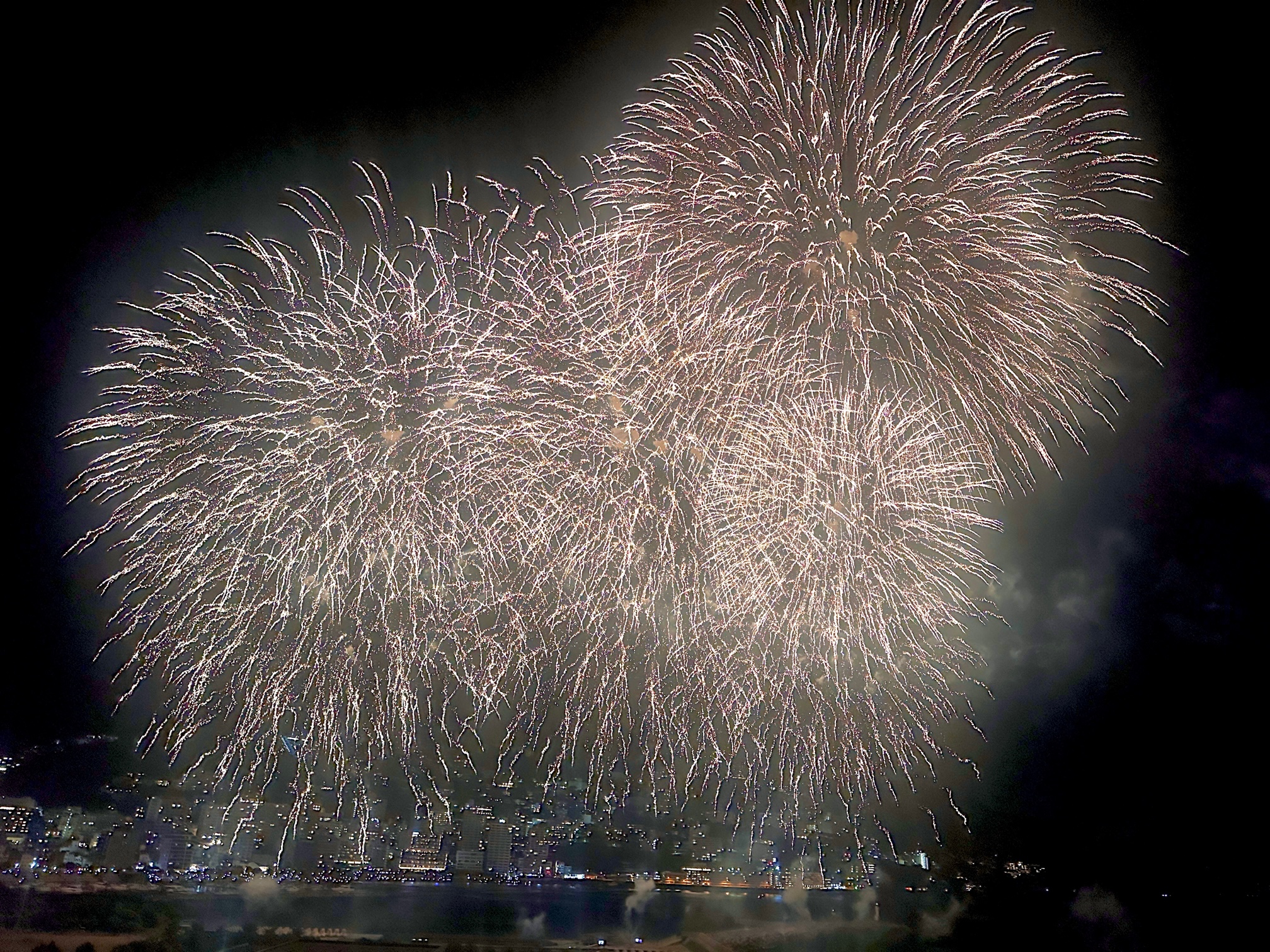 Atami Marine Fireworks Festival July~September 2025 Rooftop viewing ...